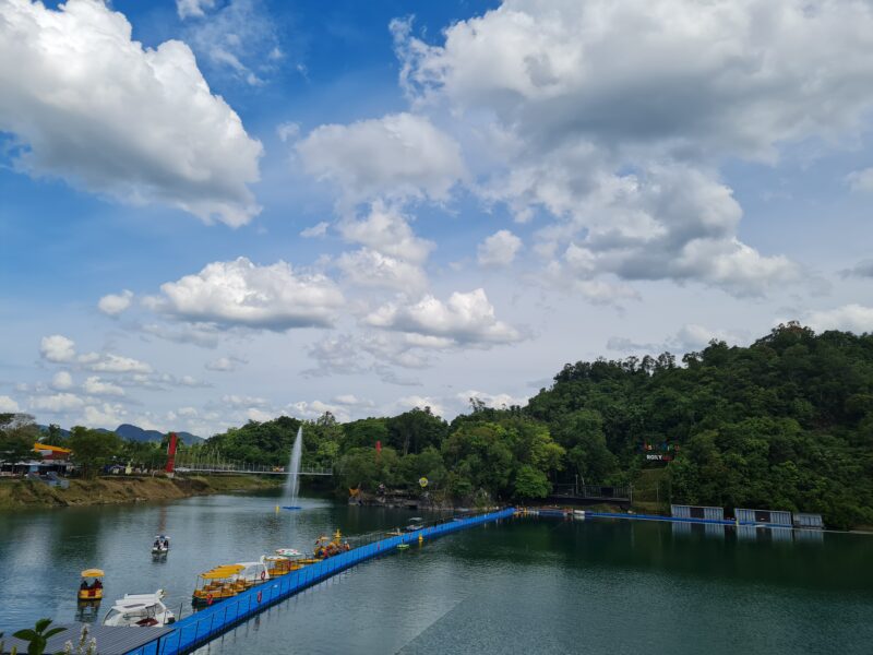 Tasik Biru Bau Sarawak Scenic Lake: Blue Oasis Near Kuching
